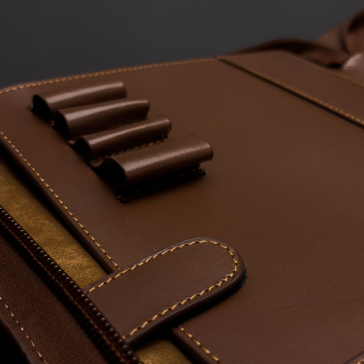 Aussie Log Book Folder - Truck N Co